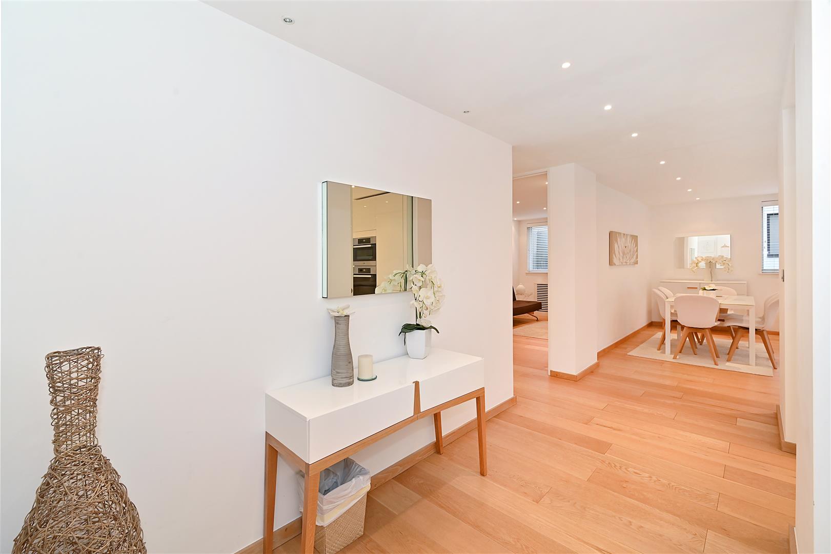 Greville House, Kinnerton Street, Belgravia SW1X, 3 bedroom Flat ...